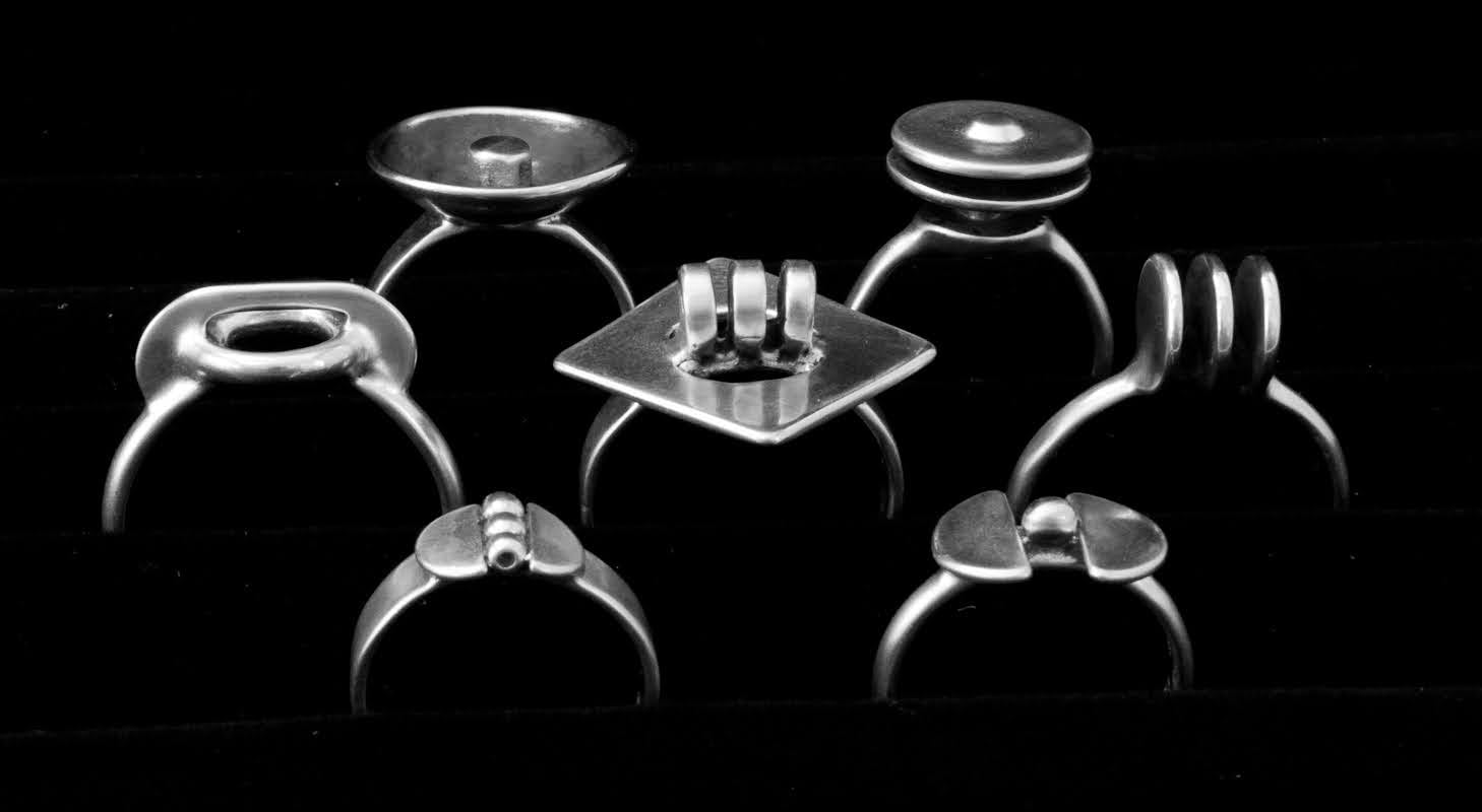 Silver Beehive Studio handcrafted silver and mycelium jewelry.